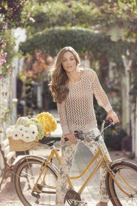 Womens Street Fashion On Cycles