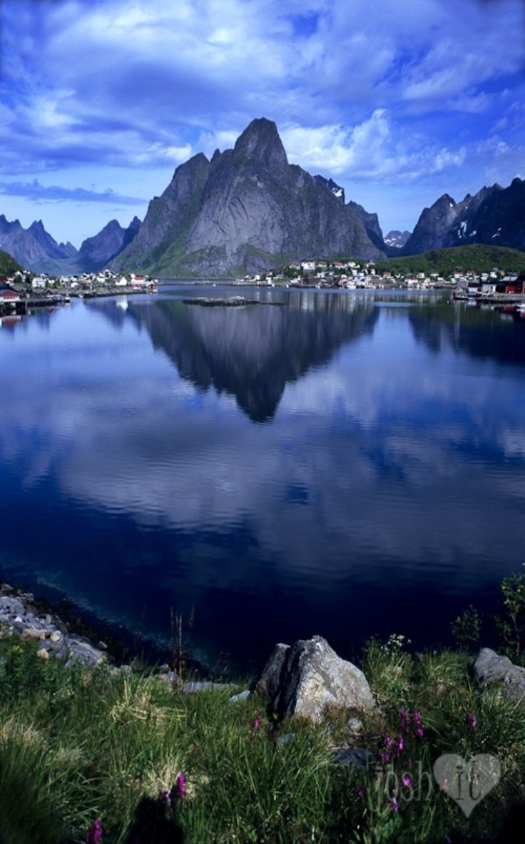 Travel Norway’s Scandinavian Fishing Village