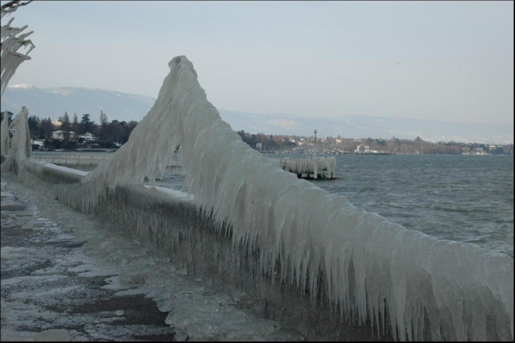 30 Amazing Ice Storm Photography