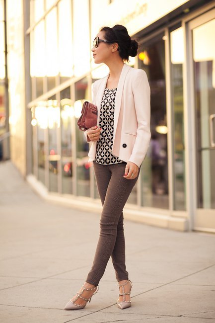 Outfit Ideas With Edgy and Elegant Rockstud Pumps