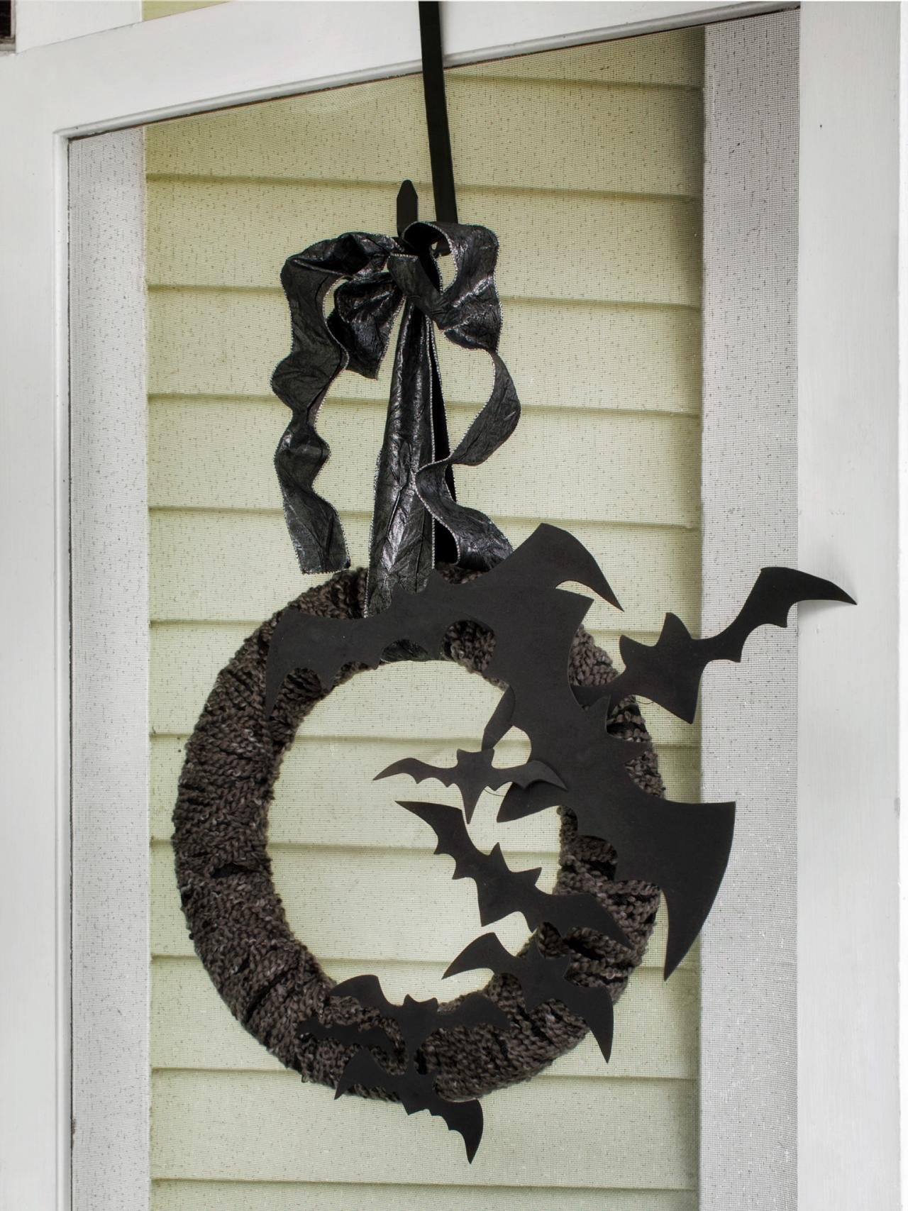 Simple And Easy Gothic Halloween Decorations