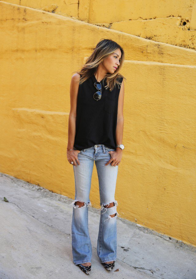 30 Classic And Amazing Flared Jeans Outfits