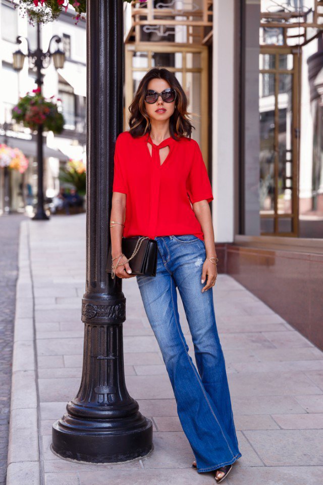 30 Classic And Amazing Flared Jeans Outfits