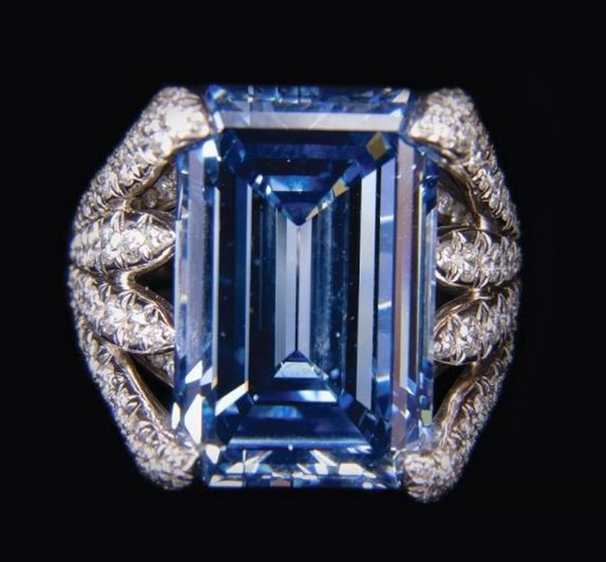 Famous Coloured Diamonds That Sold for a Record Price at Auctions