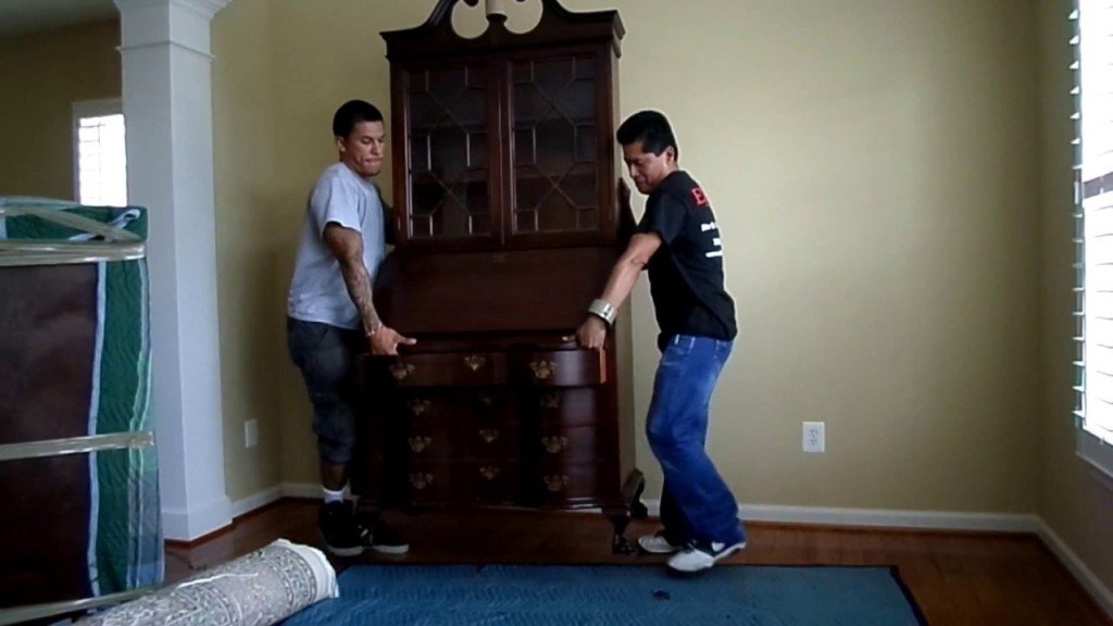 Ultimate Moving Guide: How to Move Antique Furniture?