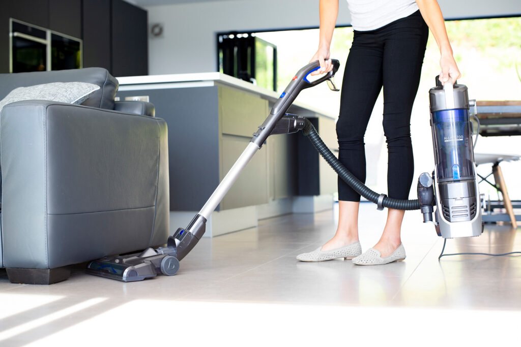 Simple and Thorough Guide to Vacuuming