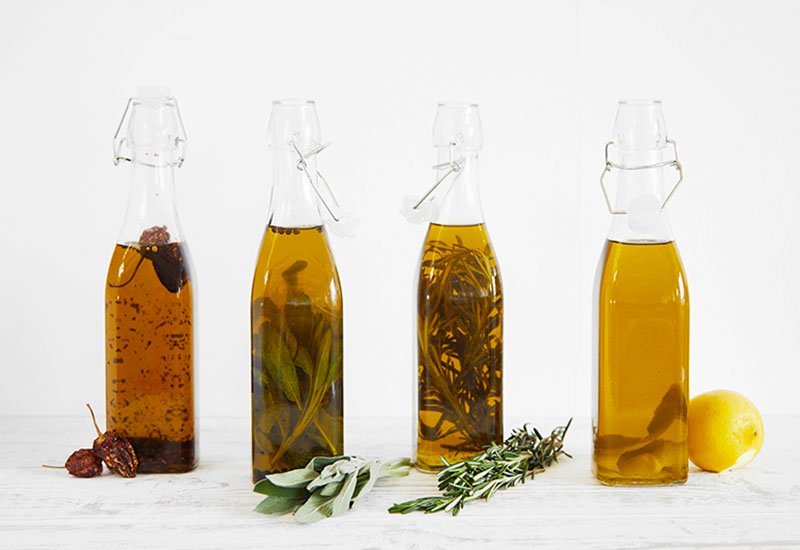 Top 5 Reasons Why You Should Use Infused Oils