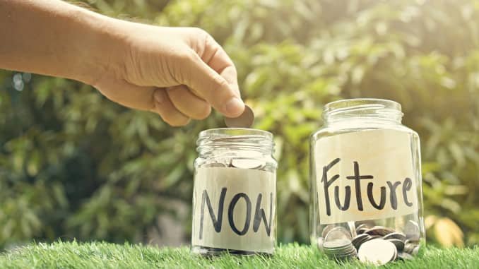 How Does Roth IRA Compound Interest?