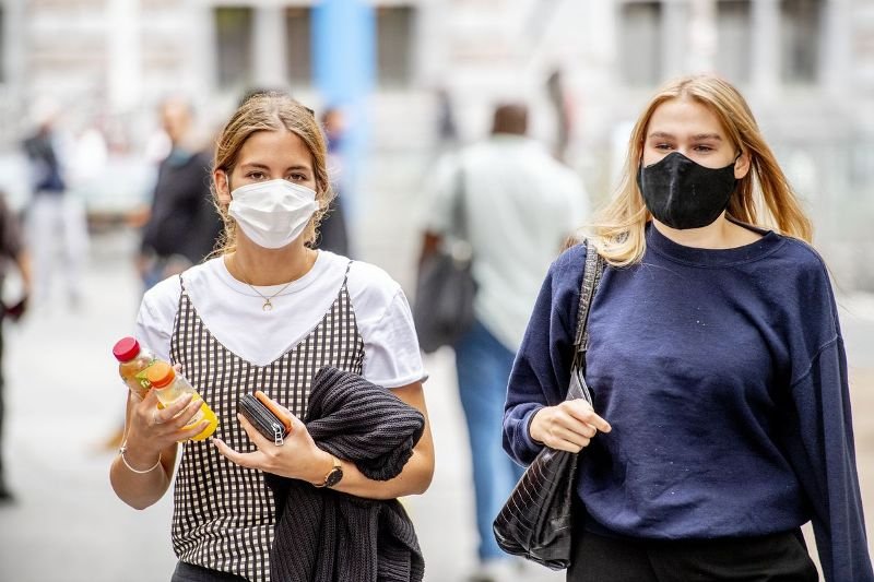 Face Masks are the Hottest Accessories of the Moment – Here is How to ...