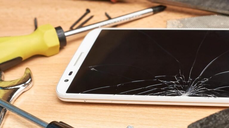 Damaged phone? What you should know