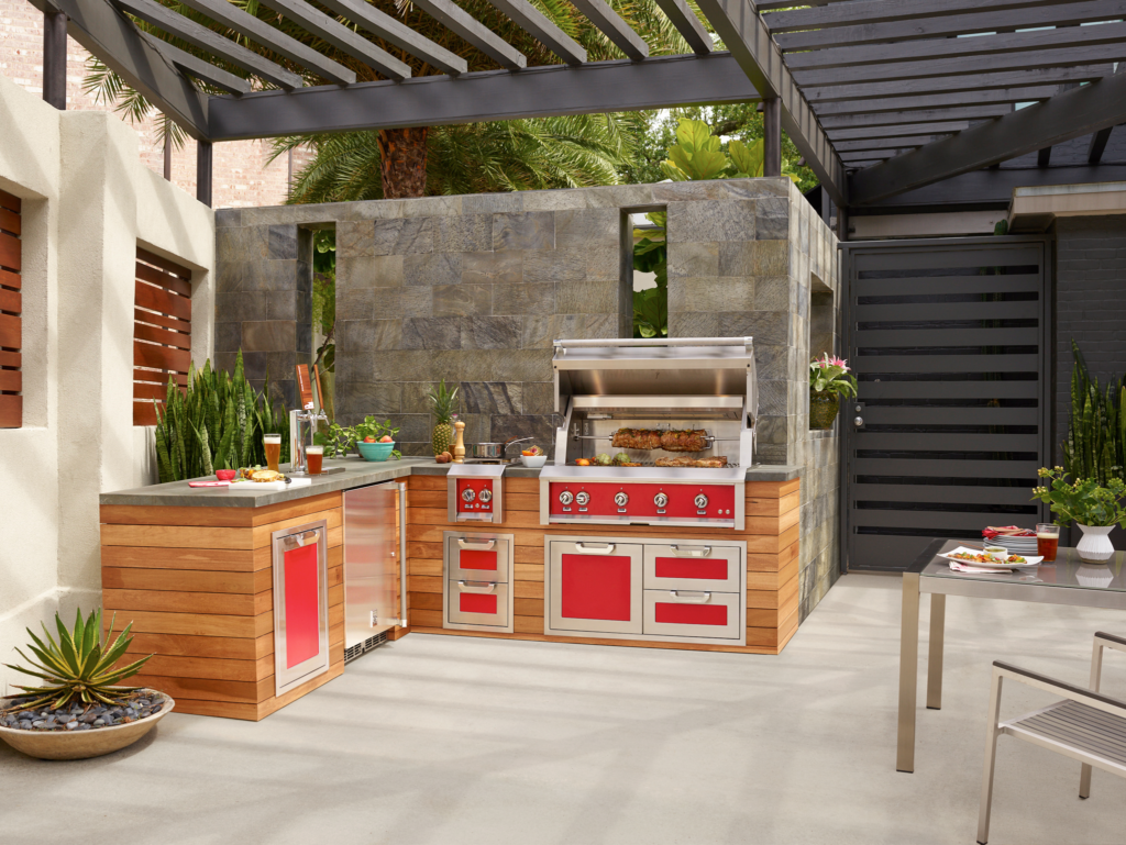 Tips to Design an Outdoor Kitchen
