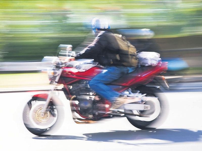 Why Young People in the UK Turn to Two Wheel Transport